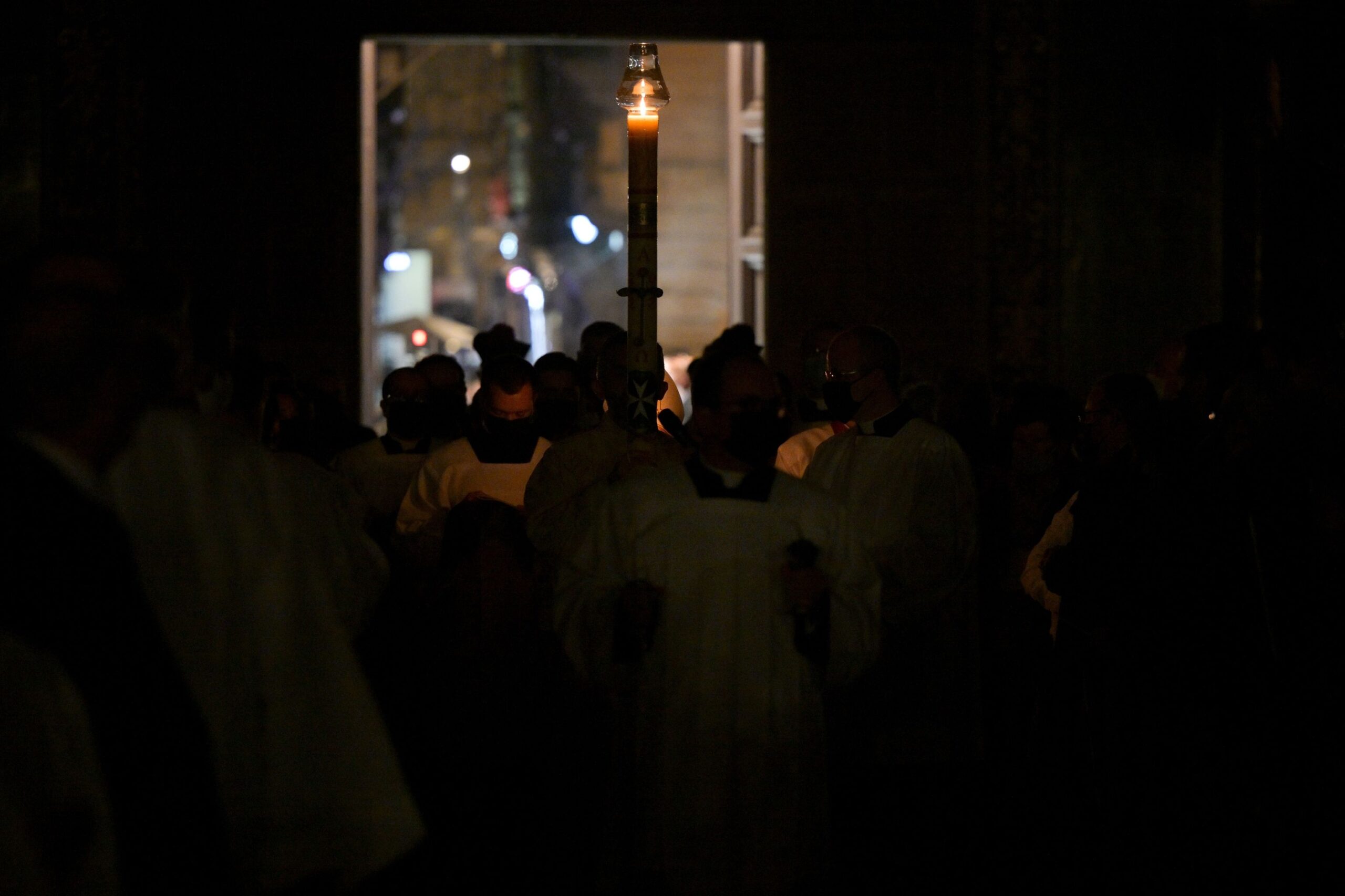 Il-Fjamma fraġli imma tiddi tal-Blandun - Behold